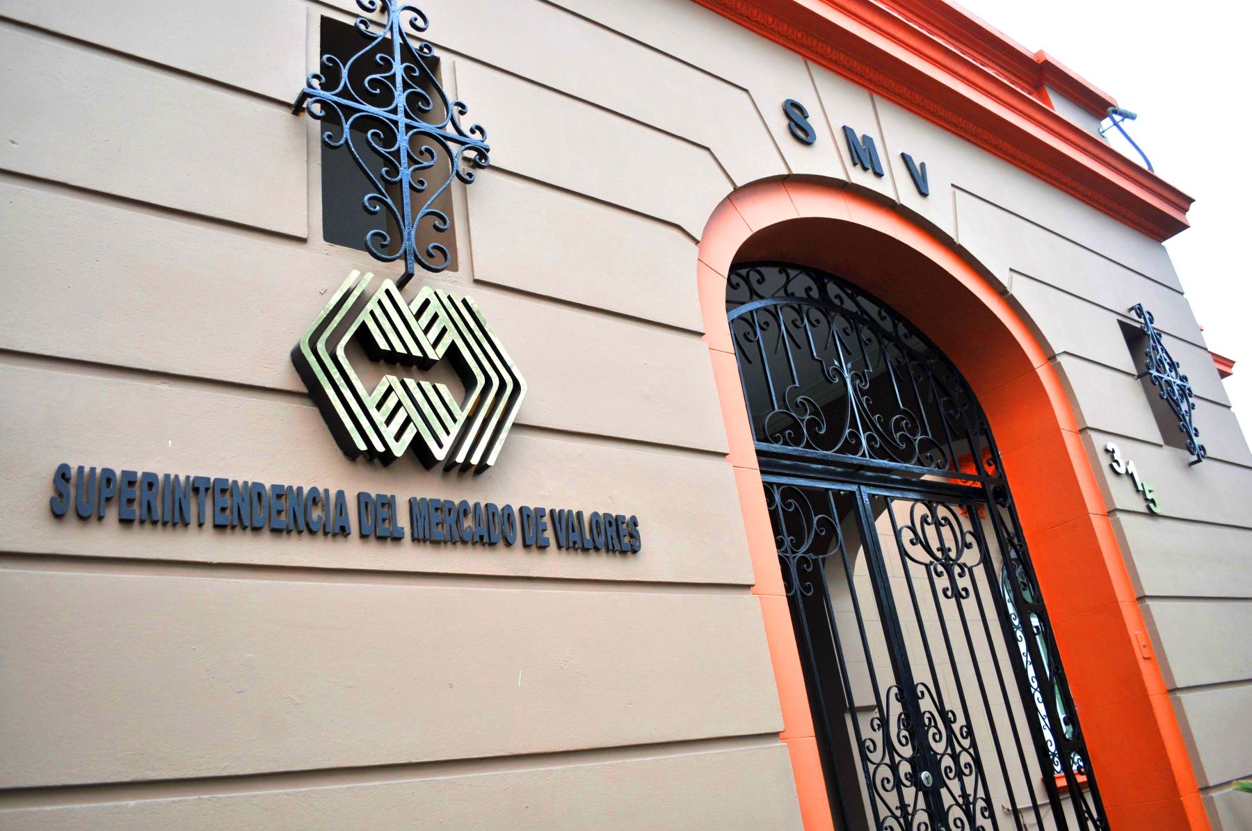Cumplimiento normativo | La SMV oficializa sus "Lineamientos para la ...